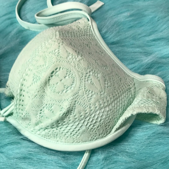 Victoria's Secret | Swim | Victorias Secret Lace Underwire 34dd Bikini ...